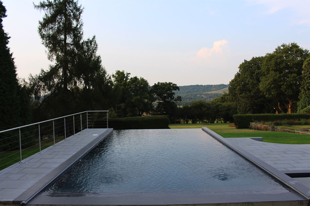 Infinity Pool Builds | Bespoke Swimming Pools | South East England