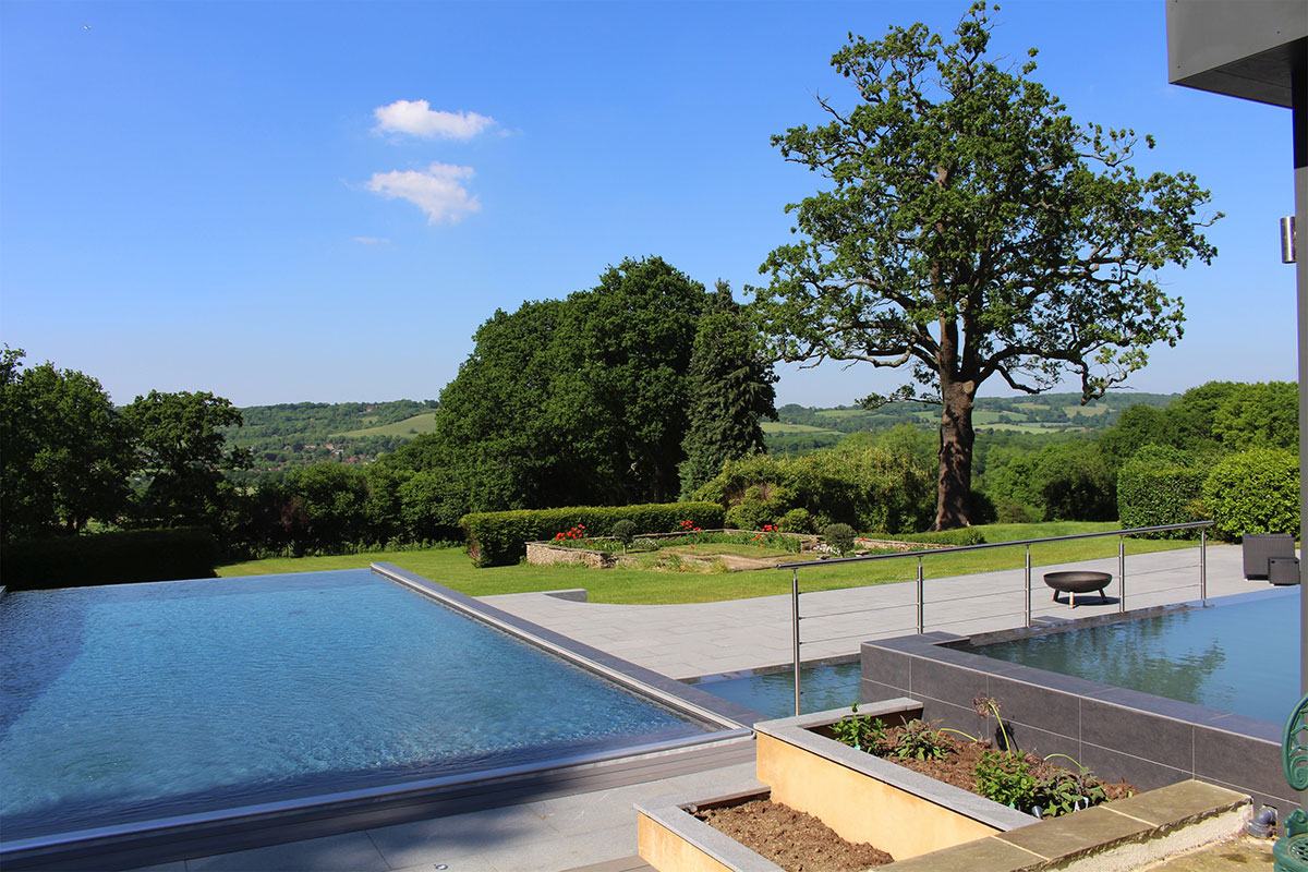 Infinity Pool Builds | Bespoke Swimming Pools | South East England